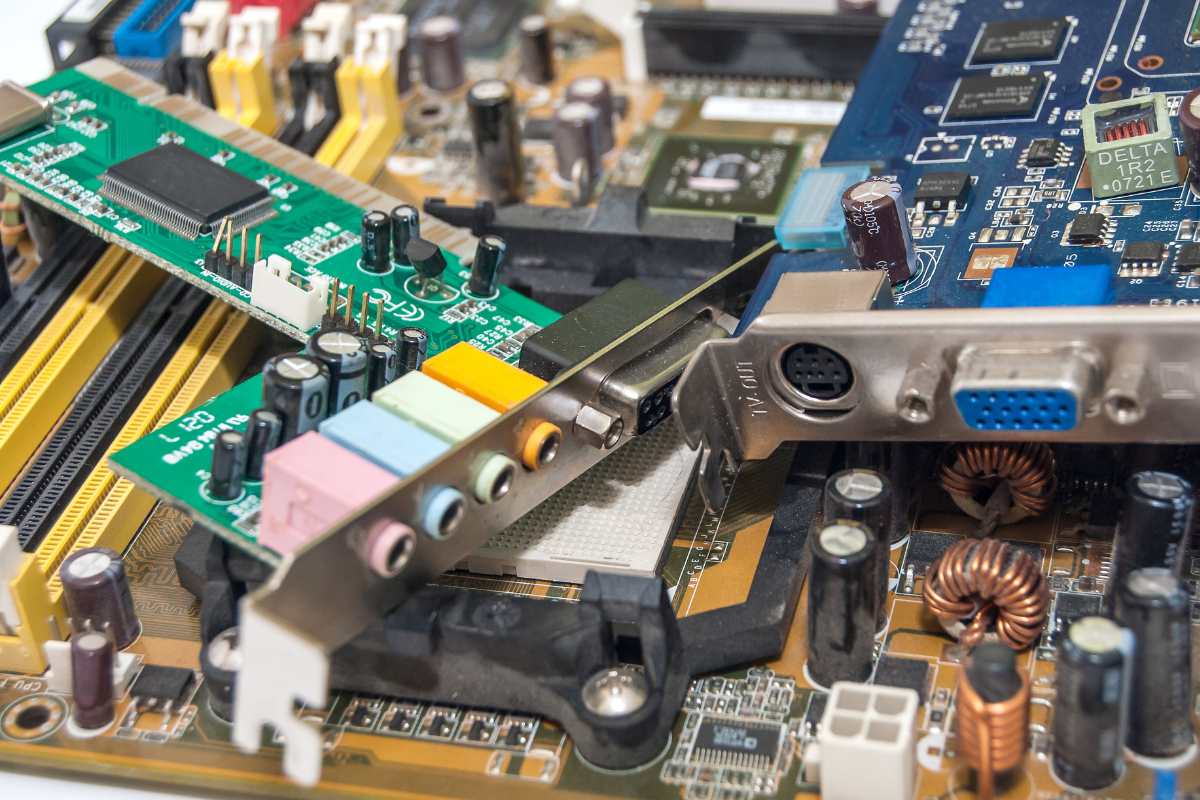 300 Unique and Catchy Hardware Store Name Ideas